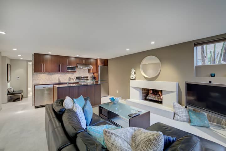 Quiet, Resort Style Suite In Lovely Maple Leaf - Seattle, WA