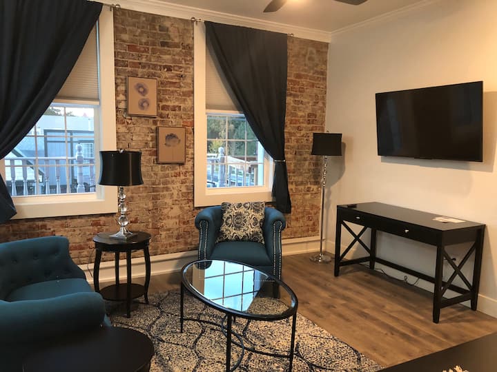 Historic St Charles Hotel Suite 210 - Carson City, NV