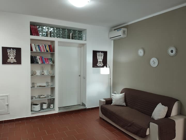 Nina's House Venezia - Palermo, Italy