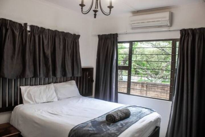 Sunbird Self-catering. - Richards Bay