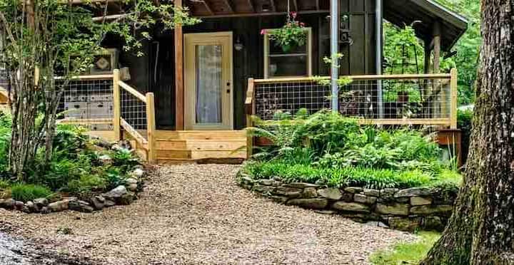 The Cozy Cub On Laughing Bear, Fiber Optic Wi-fi - Highlands