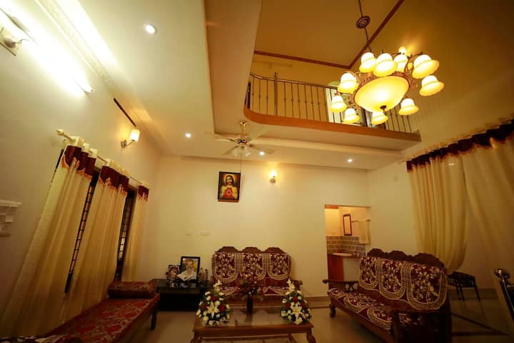 Grand Villa For Famiily , Homestay , Resort Feel - Pala