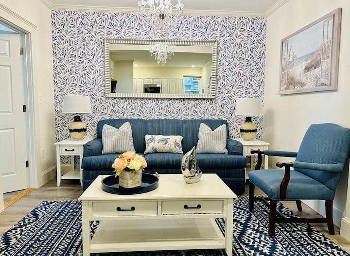 Coastal Style Apt. 3 - Close To Be Beach | Newport - Newport, RI