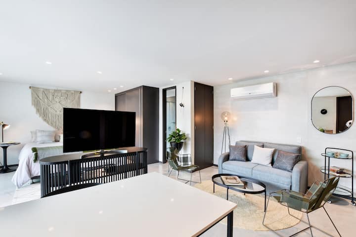 Blux Studio, Provenza, A/c,top Floor View - Medellin, Antioquia, Colombia