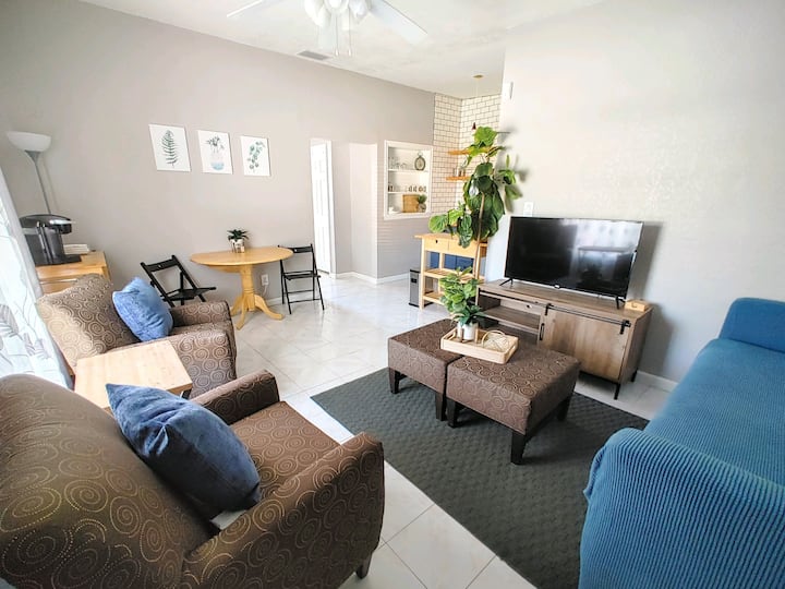 Private 2br/1ba In Split-style Home - 윈터파크