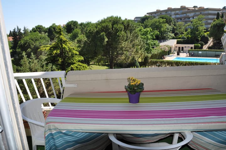 Vue Sur Parc,  Tennis Et Piscine, - Hérault