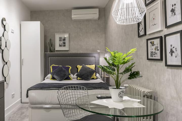 Modern Studio Of 21m2 In Malasaña - A - Ginzo de Limia
