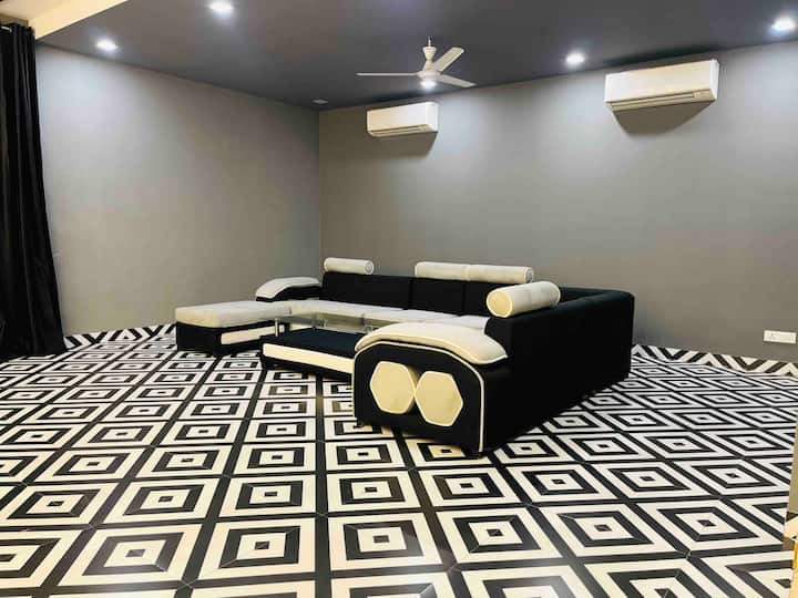 Party Hall In The Basement! - Gurugram