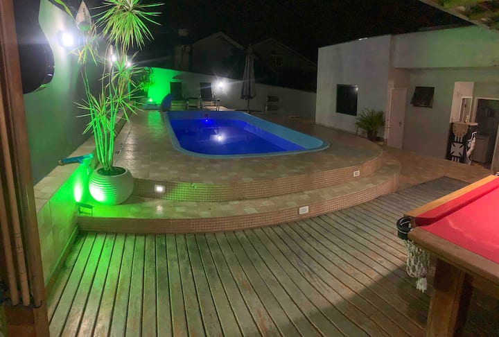 Casa Completa Com Piscina + Area De Jogos - Joinville