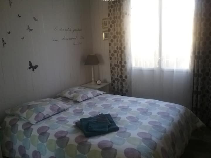 Votre Chambre 10 Mn Du Centre Dans Un Cadre Arboré - Bordeaux