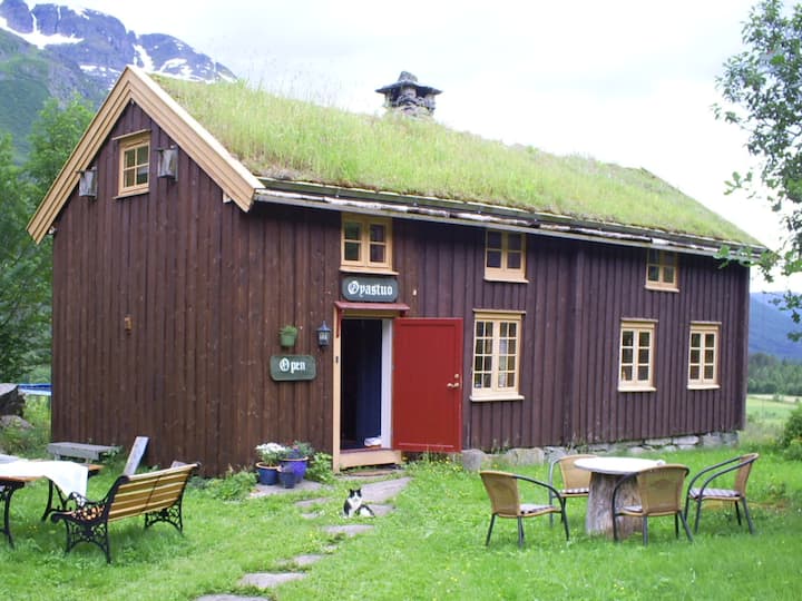ØYastuo Ved Foten Av Trollheimen - Norvège