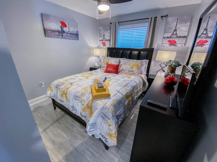 Private Miami Bedroom #4 (Red) - Miramar, FL