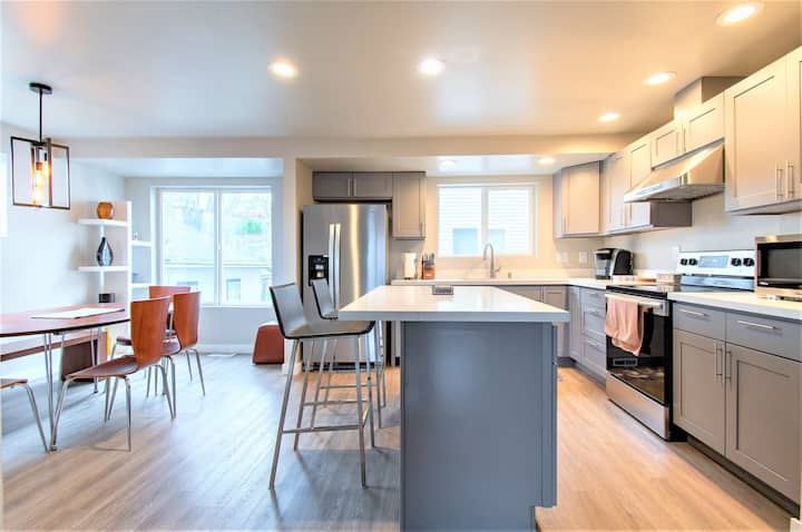 Modern Townhome 4 Bedrooms - North Beacon Hill - Seattle