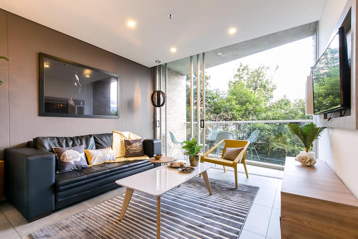 Chic 1br Apartment W/ Sauna & Cold Plunge - Medellín, Colombia