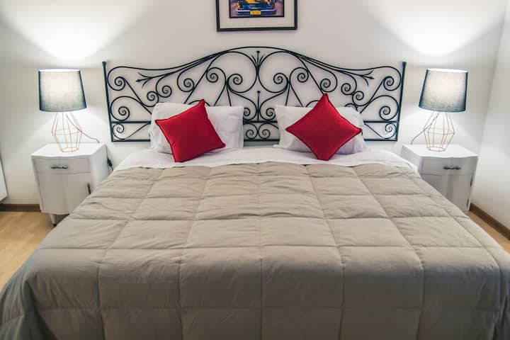 Spacious And Modern Apartment In Downtown Of City - Cusco