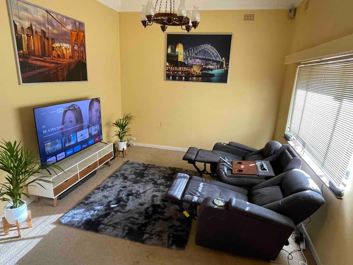 Sunshine - Coogee Escape - Coogee