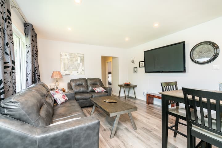 Stylish 3 Bedroom Home Comfy Beds Wifi Netflix - London