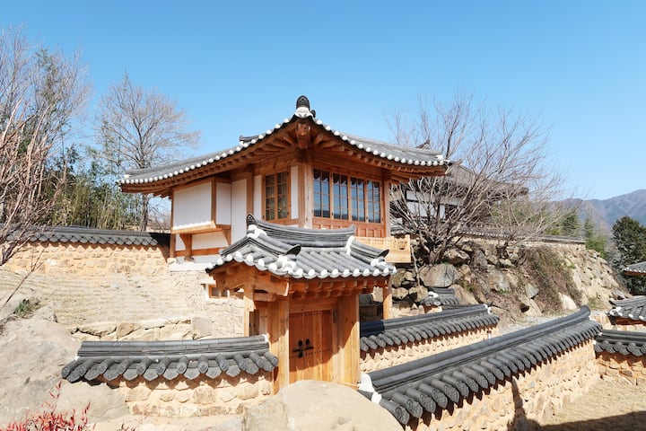 Chiri-san Alloggi e case vacanze - Sancheong-gun, Corea del Sud | Airbnb