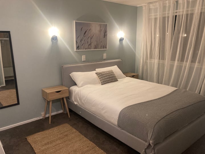 Family-friendly Holiday Home-2min From The Square! - Martinborough