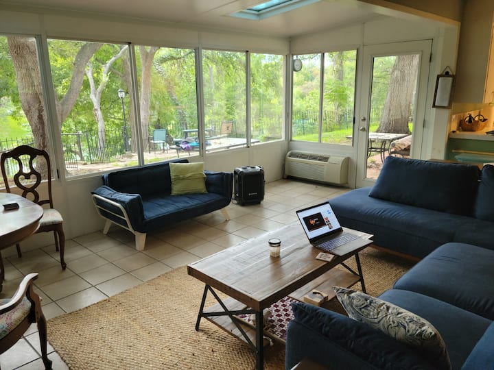 Relaxing Waterfront Lake House with Kayaks - Houses for Rent in Seguin ...