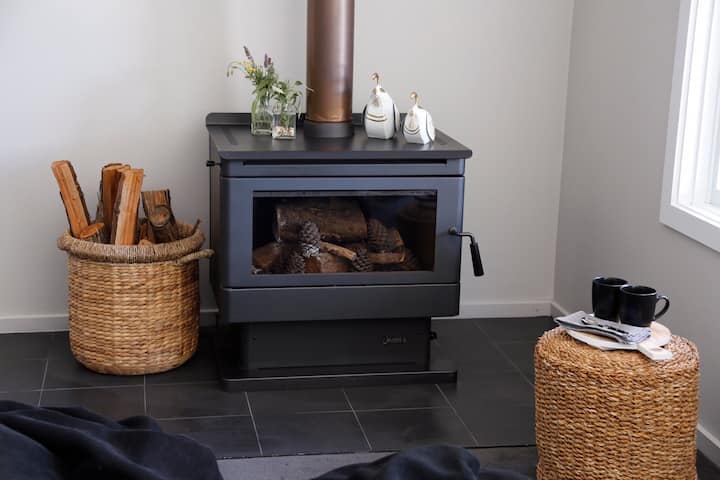 Main Ridge Couple’s Escape - Perfect City Break - Red Hill
