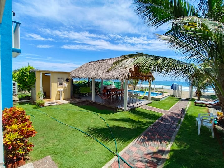 Casa Con Alberca Frente Al Mar...

Playa Blanca - Playa Blanca, Mexico