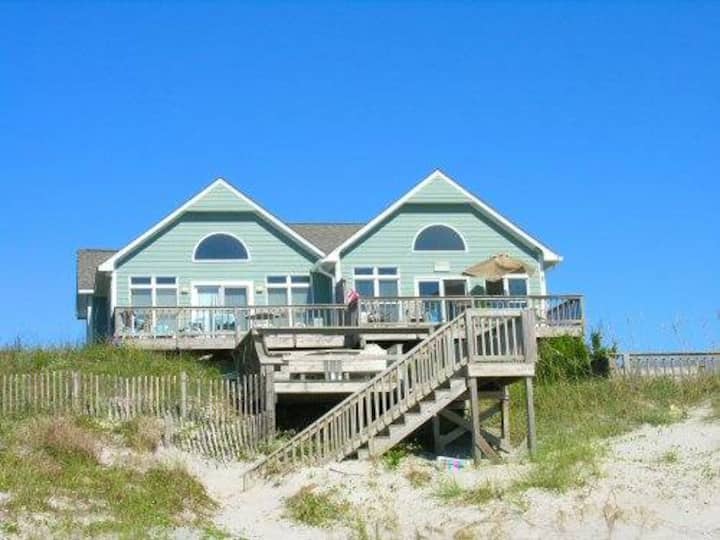 Seadream Oceanfront Luxury Duplex - Emerald Isle, NC