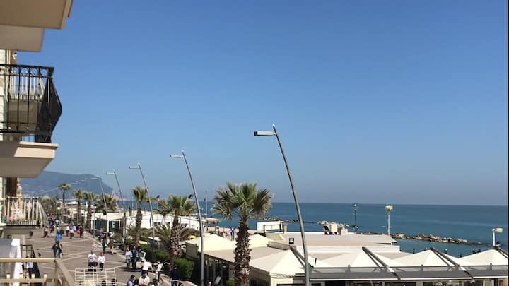 Villa Fronte Mare Porto Recanati - Numana