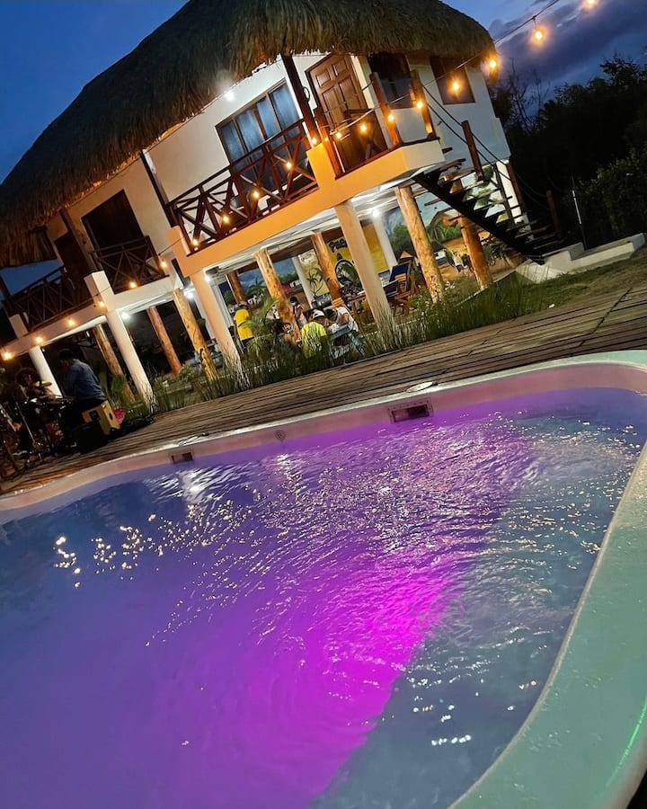 Oceanview 1 Bedroom 1 Bath | 3 Full Beds | Sleep 6 - Panama