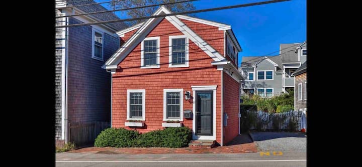 The Red Shed 🏡 - Provincetown, MA