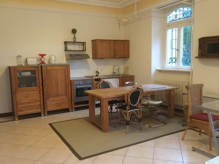 Central, Quiet Flat In Wiesbaden - Wiesbaden