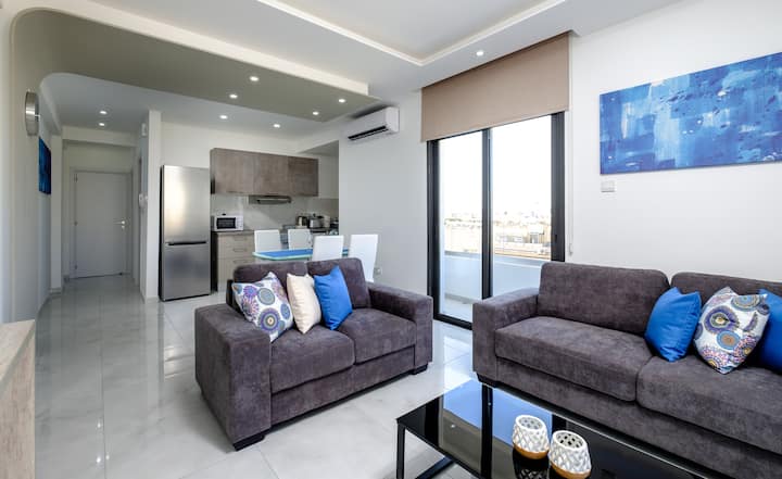 Lazuli City Seaview Apartment 501 - Larnaca