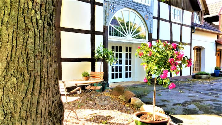 Large Half-timber House With Garden - Extertal
