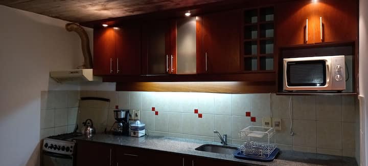 Agradable Casa Con Patio Cerca De Todo!! - Montevideo