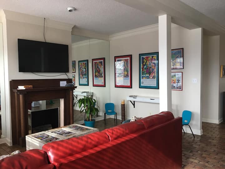 Edgy 4br Downtown Memphis Penthouse - Memphis, TN