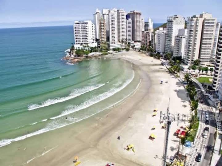 Apto Confortável, Próximo A Praia. - Guarujá