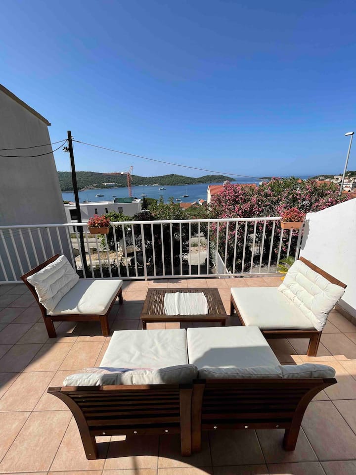 Apartment Branka Vis - Vis