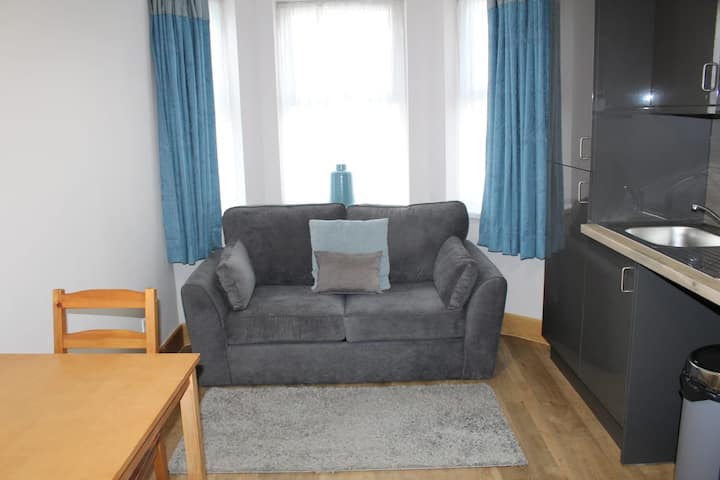 Modern 1 Bedroom Apartment - City Centre - Southampton
