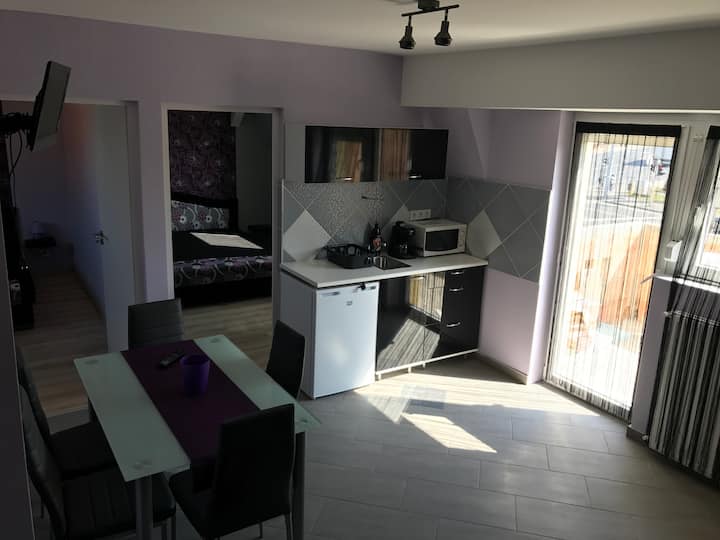 Lila / Purple Apartman - Siófok