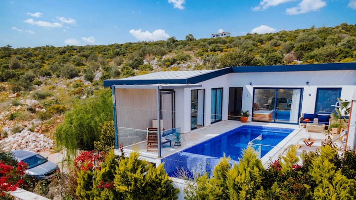 Coast 2 - Kalkan