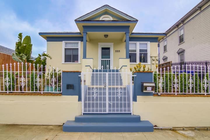 Classic Downtown Charmer! - Coronado, CA