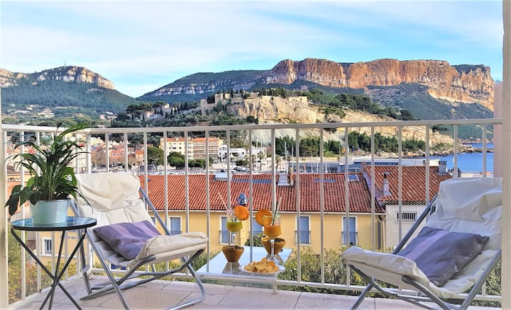 Cassis Emplacement Exceptionnel Vue Port/parking - Cassis