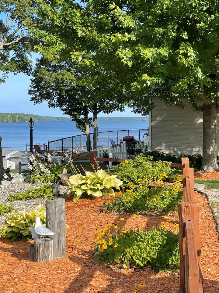 Sauble Resort On Hamlin Lake - Cottage 8 - Ludington, MI