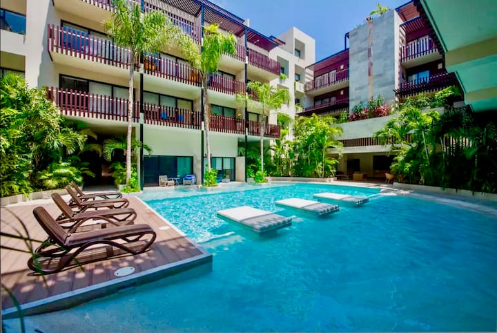 Downtown Penthouse At Best Price & Private Jacuzzi - Playa del Carmen