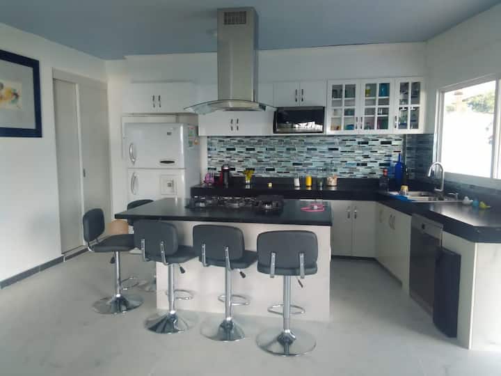 Villa Mágica Vista A La Bahía Acapulqueña - Acapulco