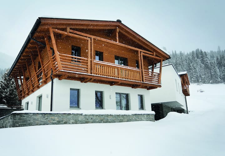 Gemeinsamzeit Alpine Chalet For Eight - Flachau