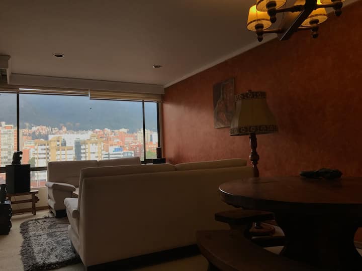 Business Or Tourism. Enjoy The Night In Bogota - Bogota