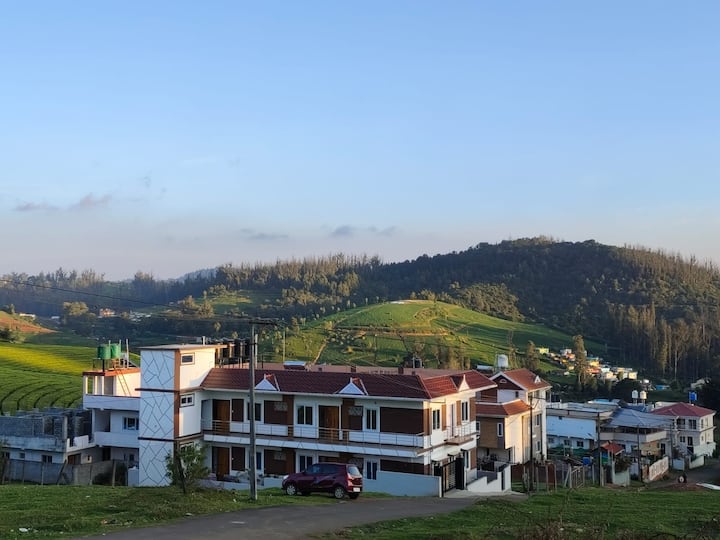 Mountain View Comfort Home Stay In Ooty - Ooty