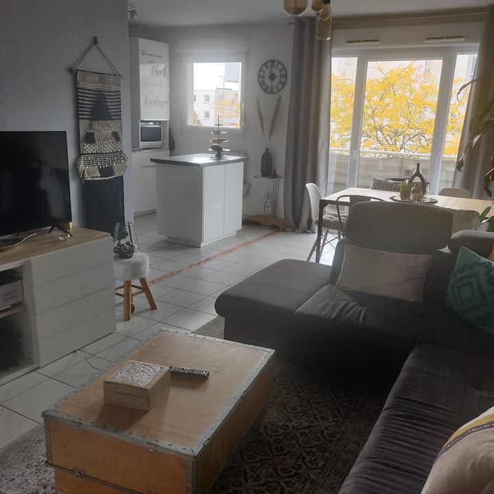 Charmant 50 M2 Proche Centre-ville - 迪戎