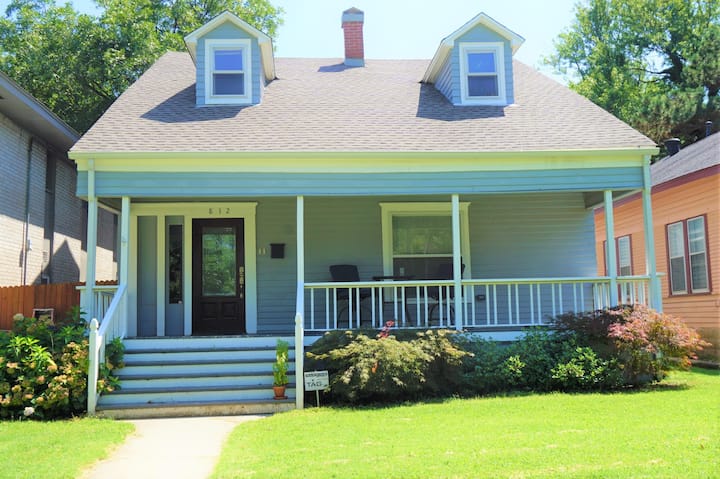 Upper Duplex In Mesta Park 2 Bedroom With Sofa Bed - Oklahoma City